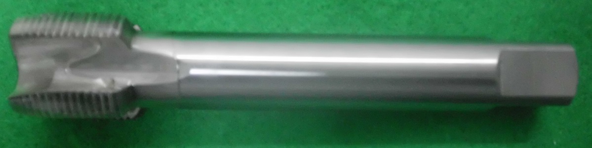 Taraud droite M33 x 3.5 | Boutique en ligne MEMA Machinery & Tools